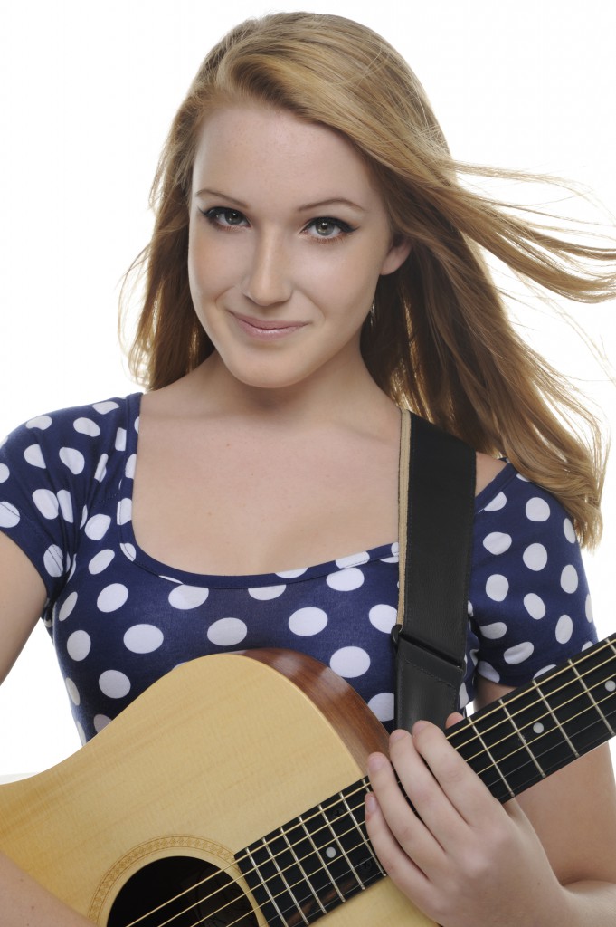 Featured Artist: Amy Scarlata – StudioPros
